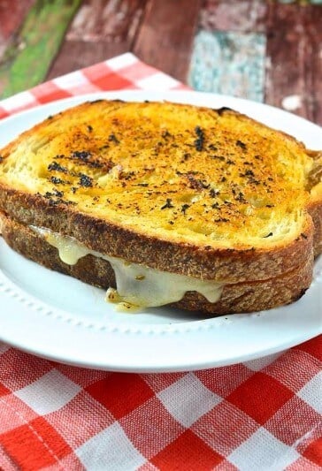 BBQ Chicken Grilled Cheese Sandwiches