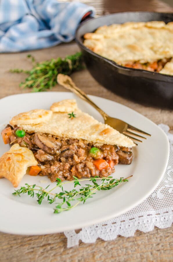 30-Minute Skillet Beef Pot Pie Recipe (Quick & Easy!) - Oh Sweet Basil