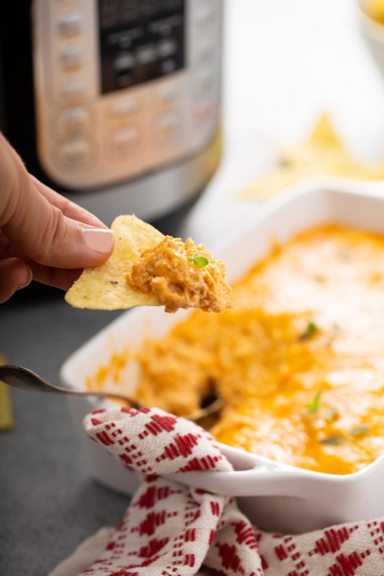 Instant Pot Buffalo Chicken Dip