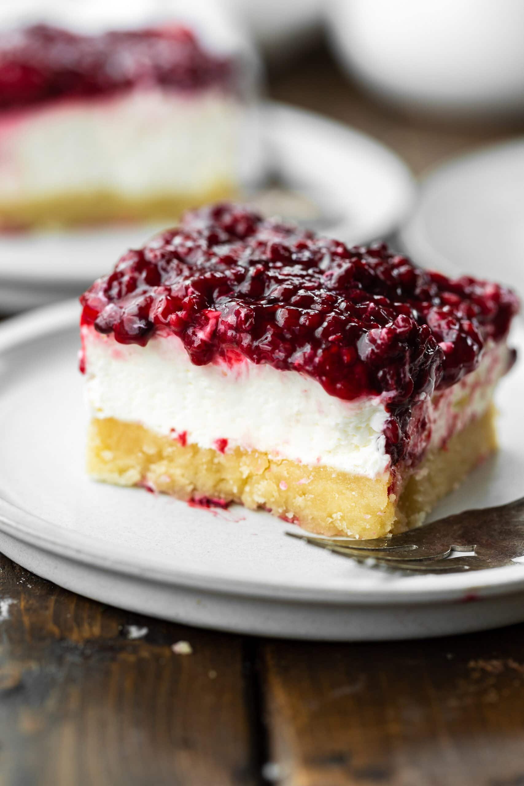 Berries and Cream Cheesecake Bars - Oh Sweet Basil