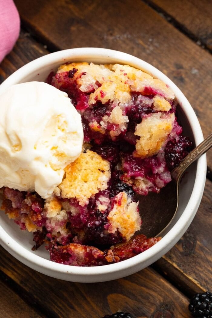 Old Fashioned Blackberry Cobbler