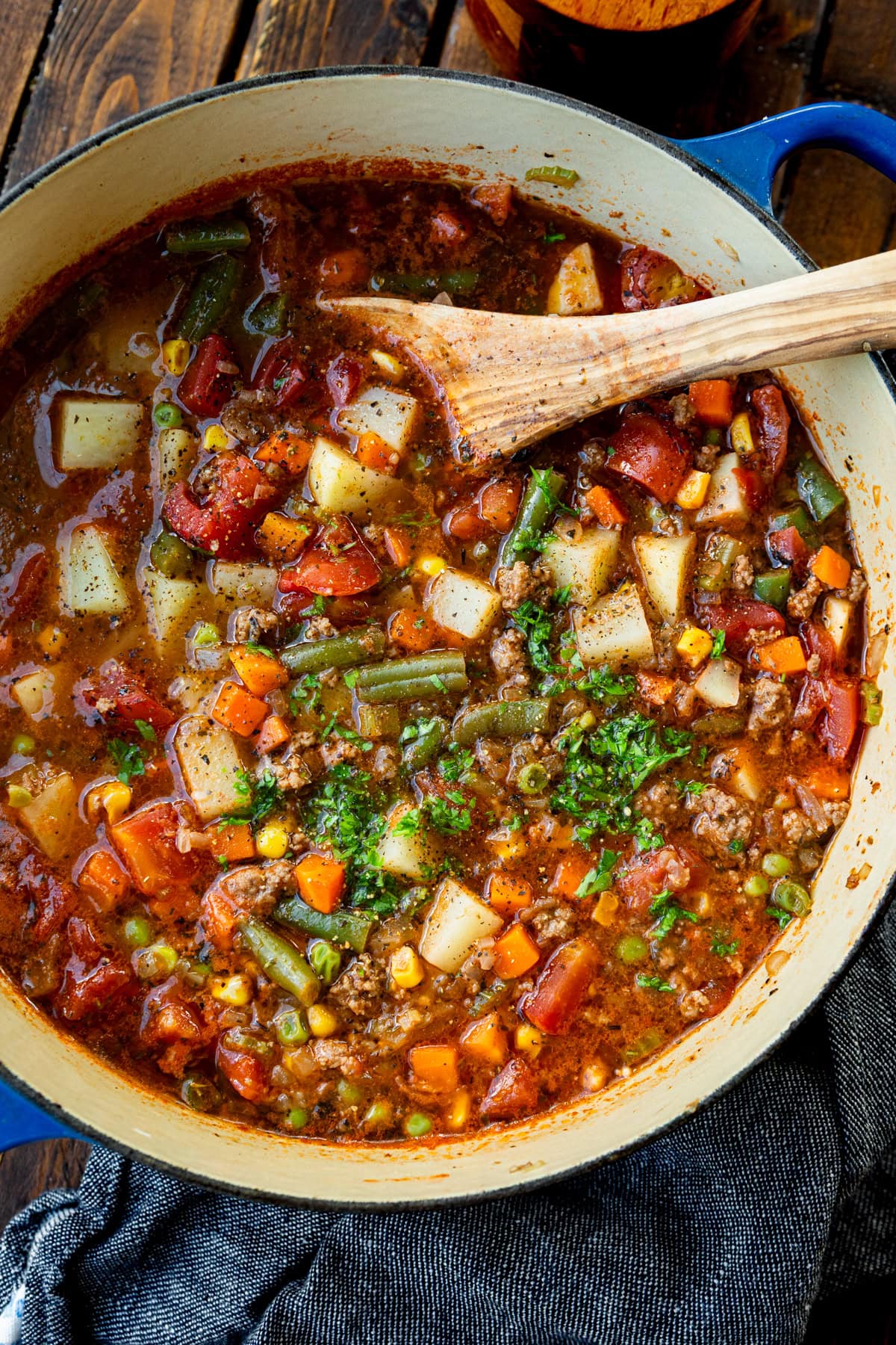 Easy Ground Beef Vegetable Soup - Studio Food