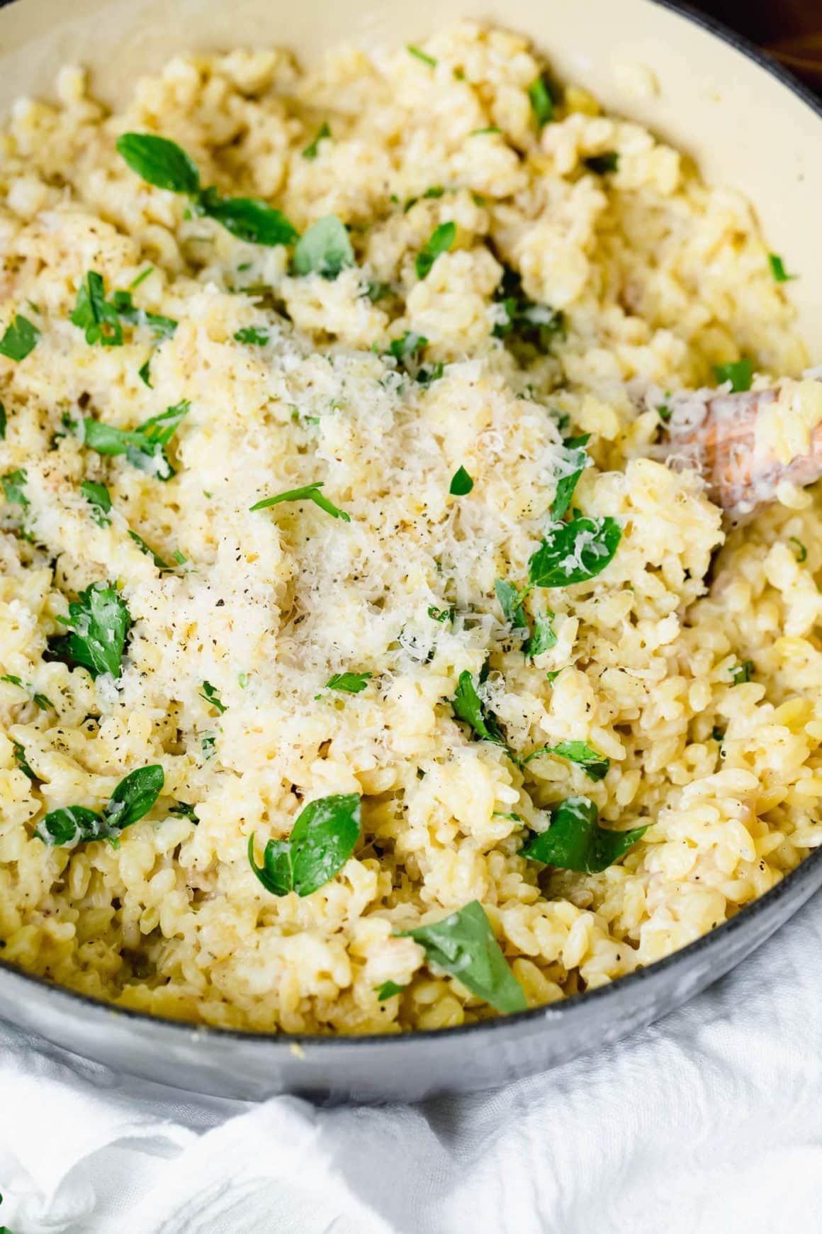 Creamy Garlic Parmesan Orzo Recipe (Quick & Easy!) - Oh Sweet Basil