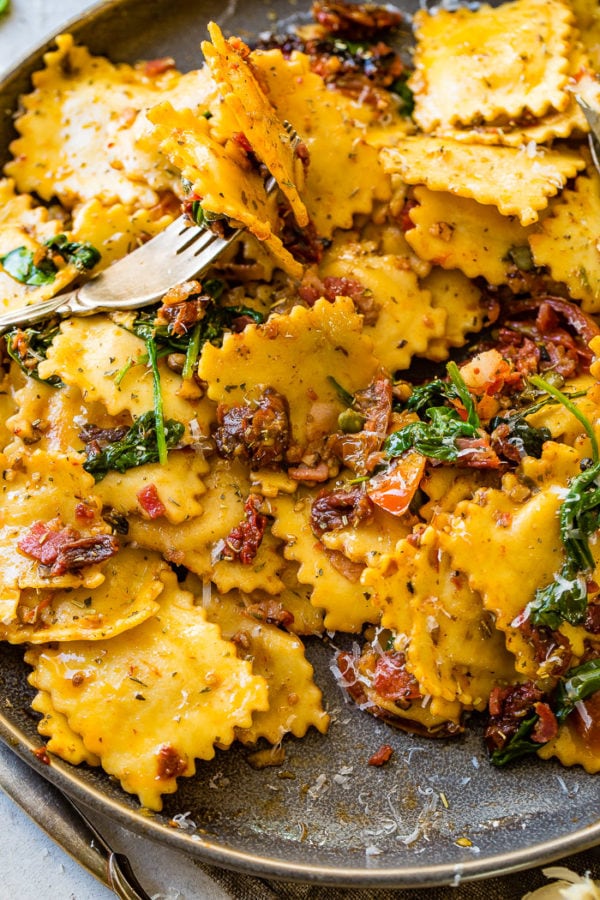 Easy Crispy Pancetta Ravioli with Sun Dried Tomatoes and Spinach