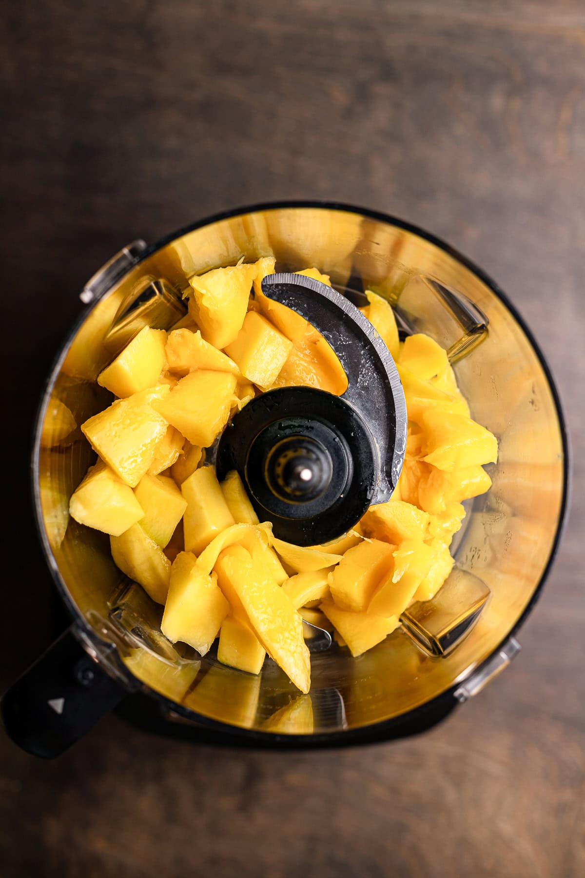 Frozen Mango Dessert with Macadamia Nut Crust