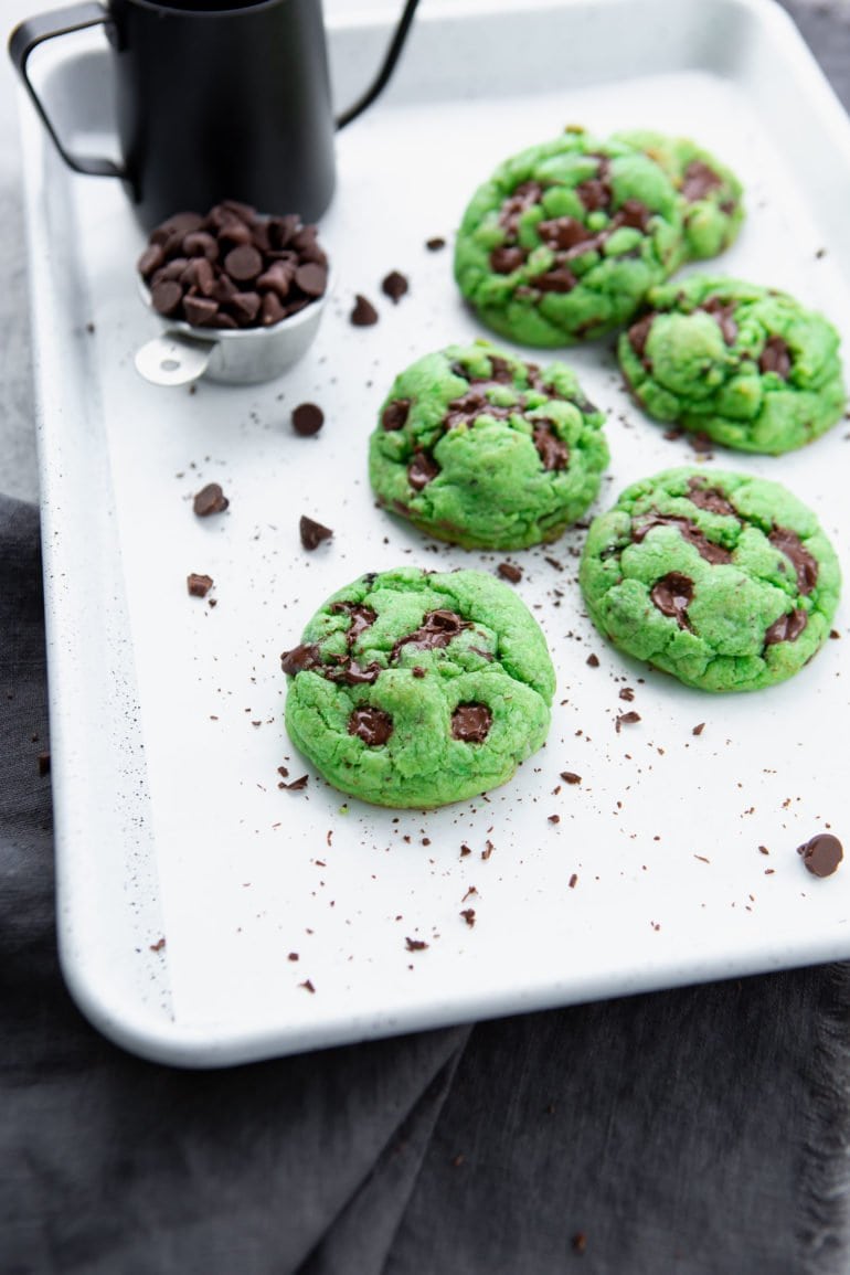 Green Mint Chocolate Chip Cookies - Oh Sweet Basil