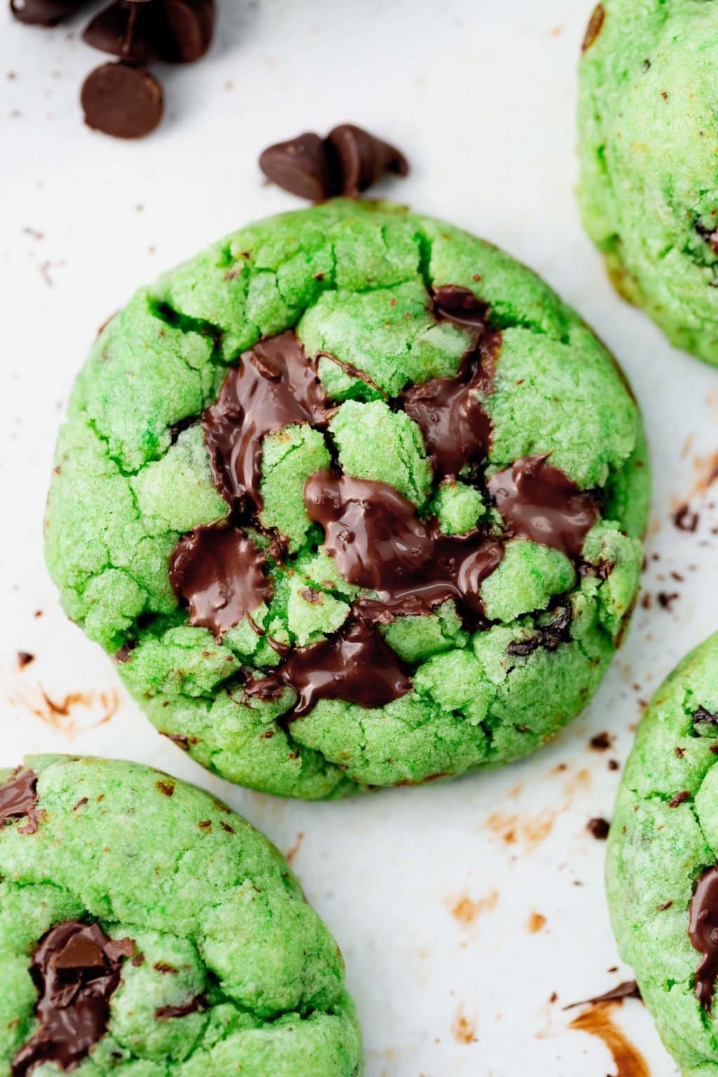 Green Mint Chocolate Chip Cookies - Oh Sweet Basil