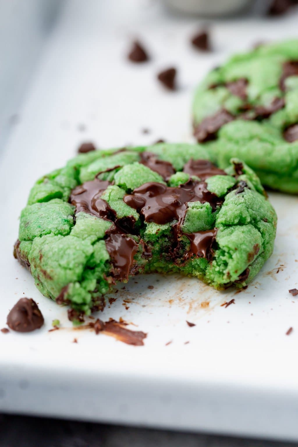 Green Mint Chocolate Chip Cookies - Oh Sweet Basil