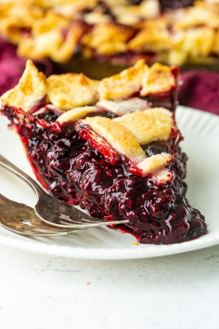 Blackberry Marionberry Pie - Oh Sweet Basil