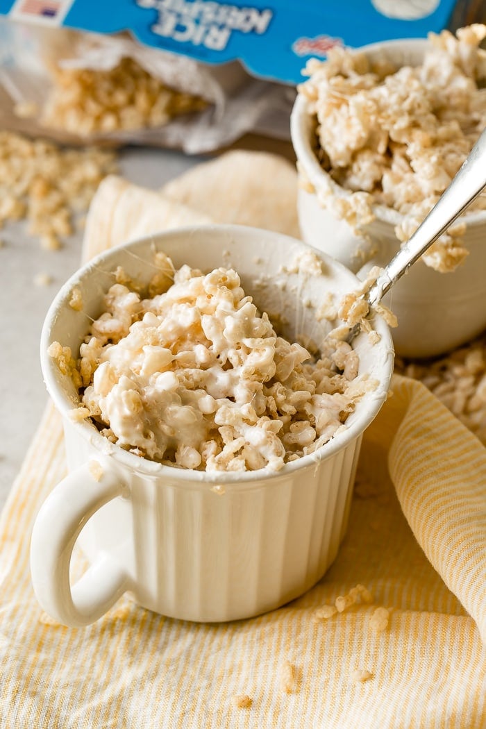 2-Minute Rice Krispie Treat in a Mug [+Video]