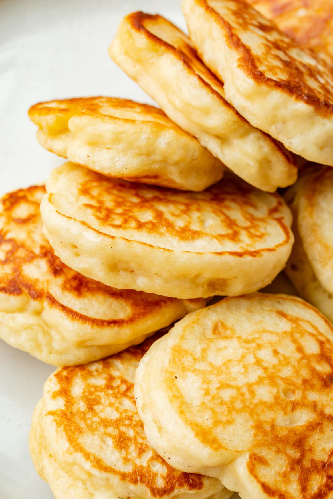 Fluffy Oladi Ukrainian Pancakes [+Video]