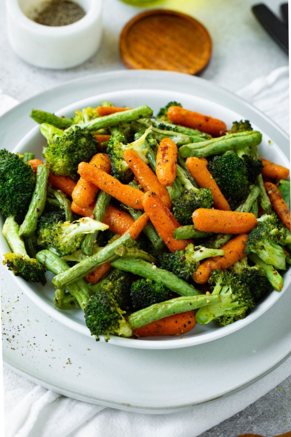 Easy Roasted Vegetable Medley (+ the BEST Seasoning) - Oh Sweet Basil