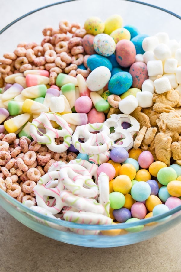 Quick and Easy Easter Snack Mix - Oh Sweet Basil