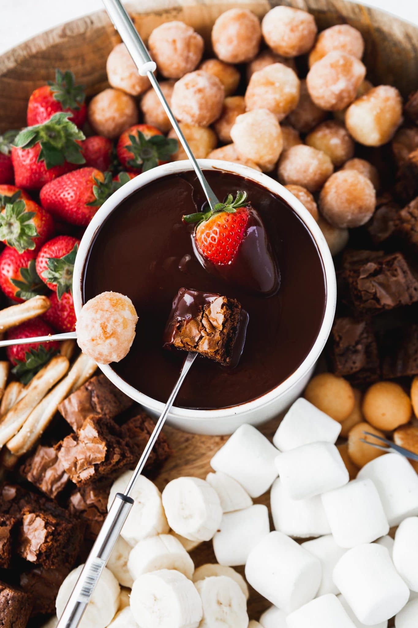 Chocolate Fondue - Oh Sweet Basil