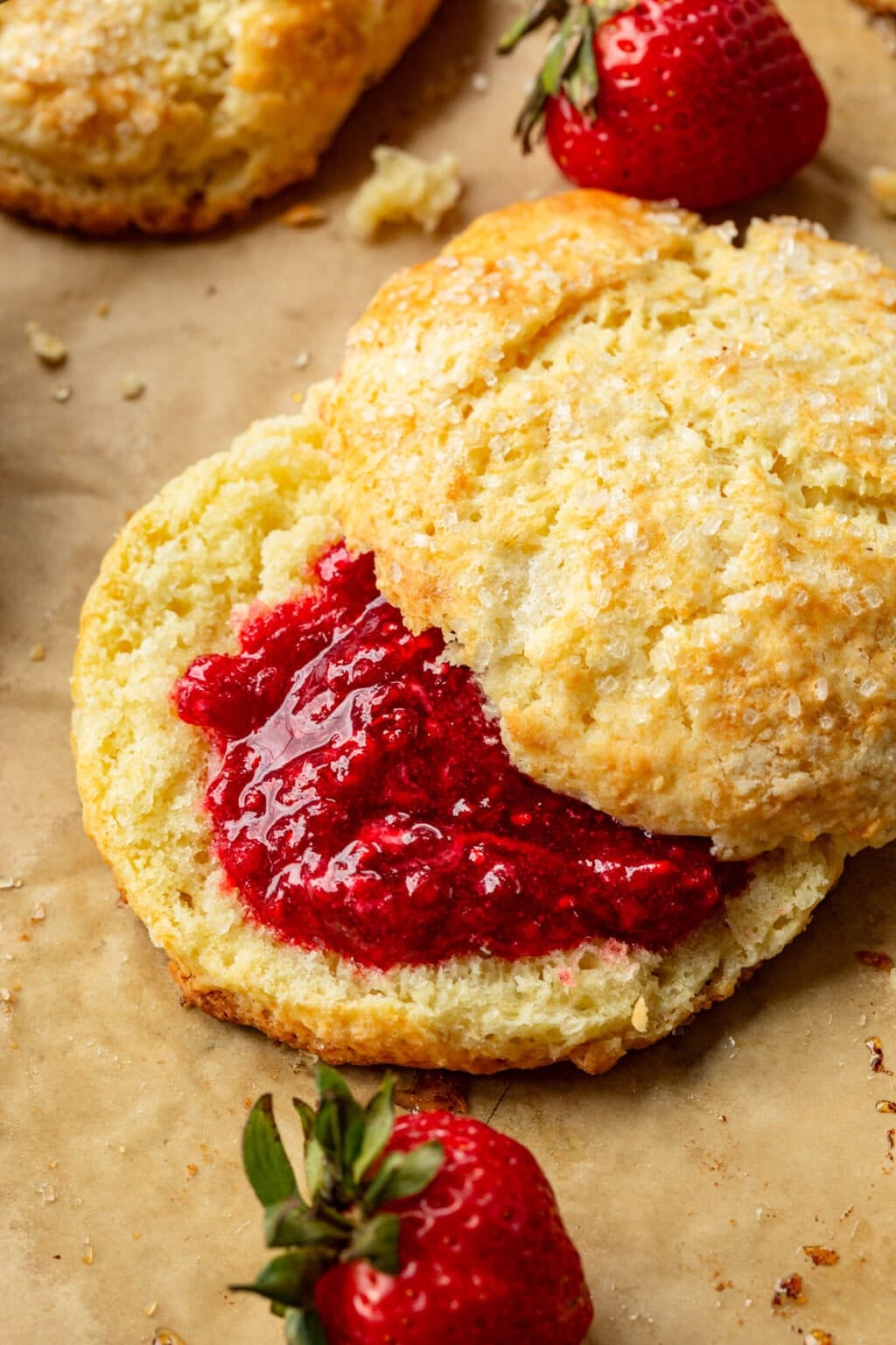 Southern Sweet Cream Biscuits Recipe – Flaky & Easy
