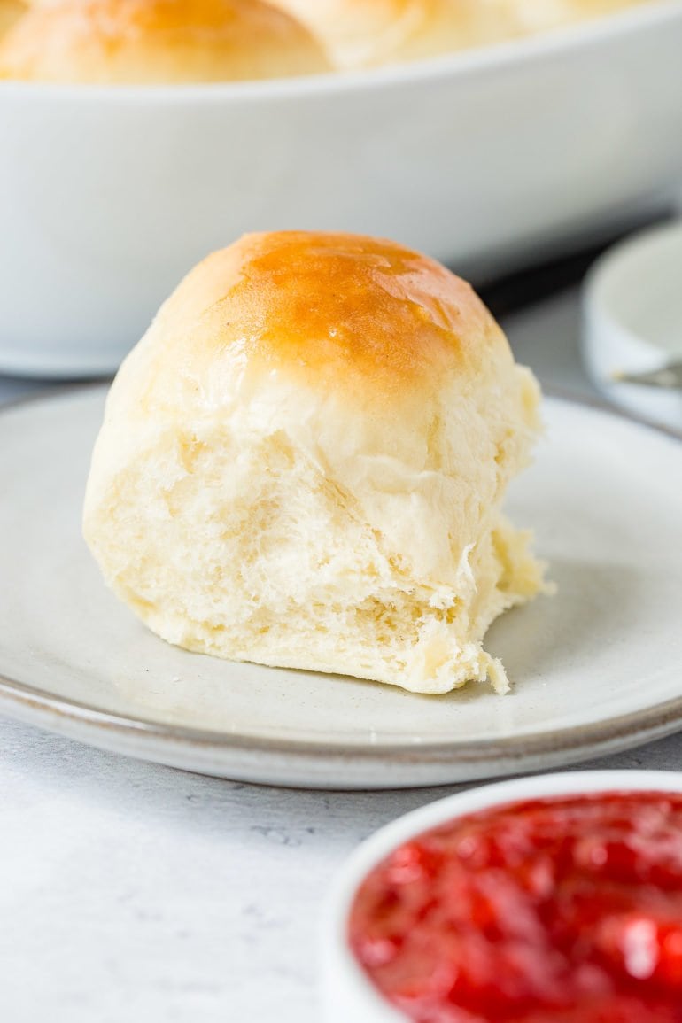 Soft and Buttery Dinner Rolls Recipe (Perfect for the Holidays)