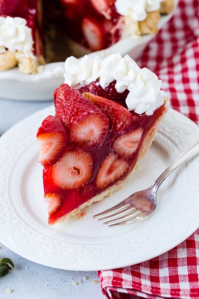 The BEST Fresh Strawberry Pie (with Jello Filling!) - Oh Sweet Basil