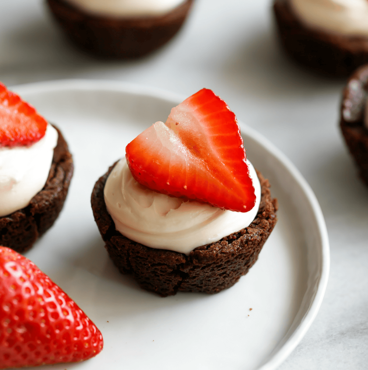 Tuxedo Brownie Cups
